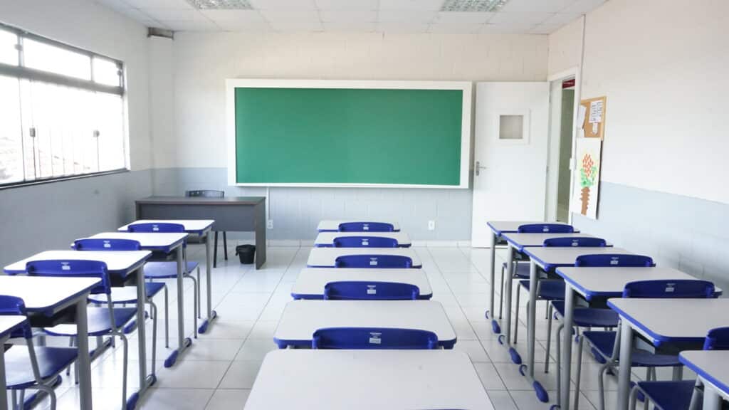 Estrutura – Escola OBPC